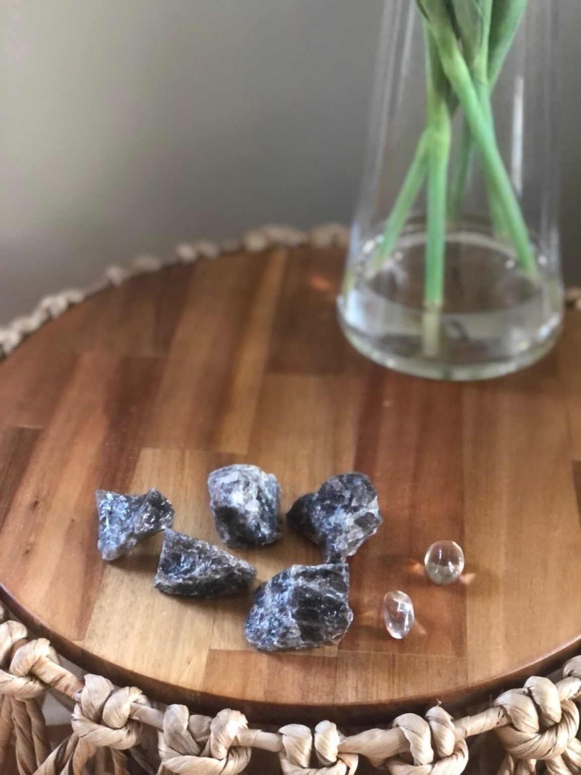 8 Best Root Chakra Stones + How To Use Them For Healing – The Haven Shoppe