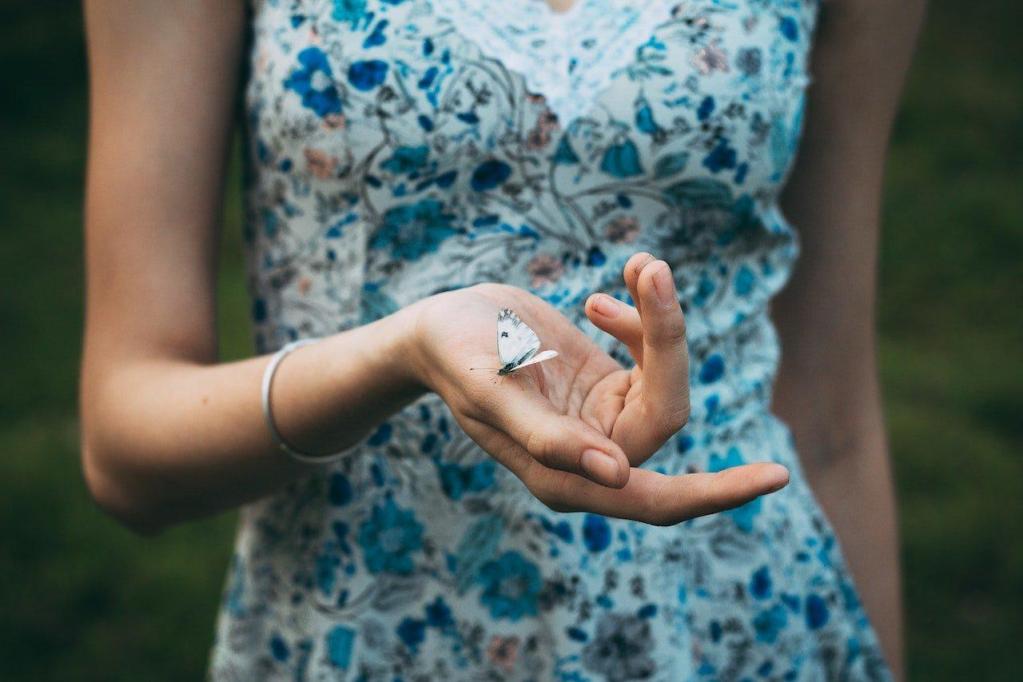 How To Ask The Universe For a Sign in 3 Easy Steps